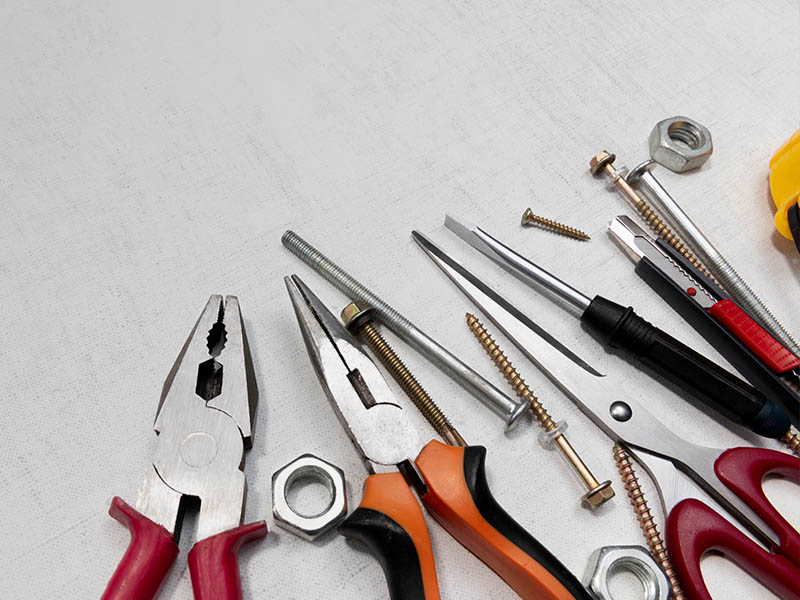 About Us, Outdoor Tools, Cutting Tools - ROBUST DEER TOOLS